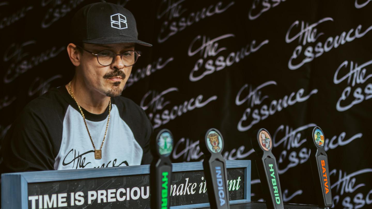 What is a Budtender & How Do You Become One? | MÜV